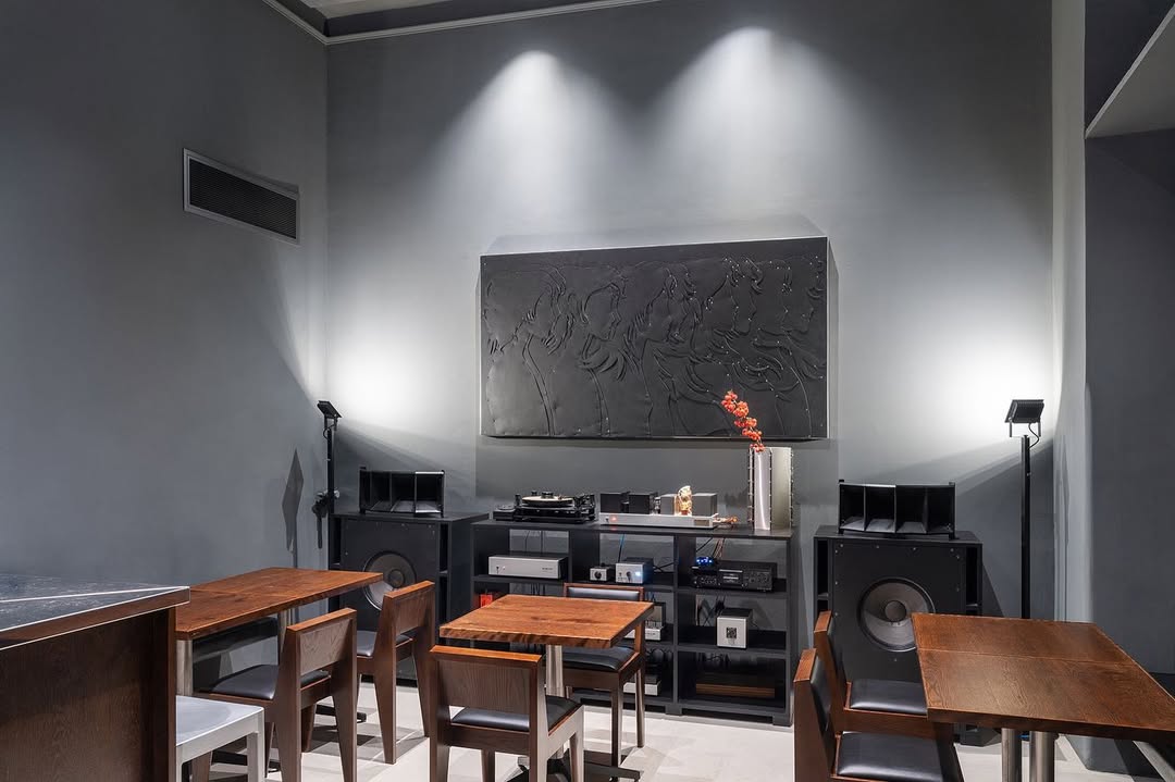 Bene Bene Bar - Hotbook